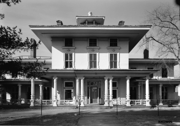 The most luxurious house ever built in Wallingford, Connecticut