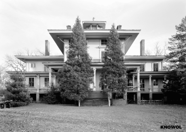 The most luxurious house ever built in Wallingford, Connecticut